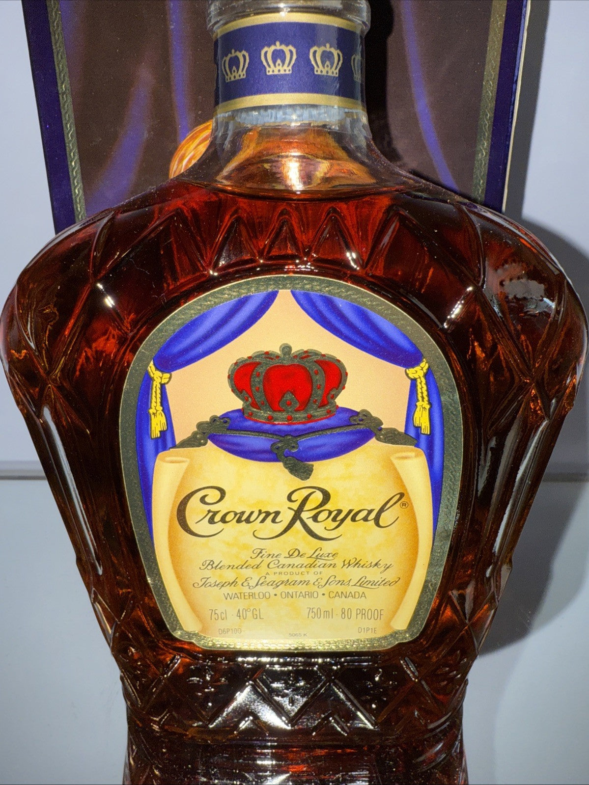 1970s Crown Royal Canadian Rye Whisky 25 fl oz 70 % proof – Little Silver Wines and Spirits